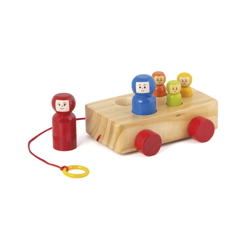 Minibus de Arrastre – Corporación Educativa Arbolito SAC
